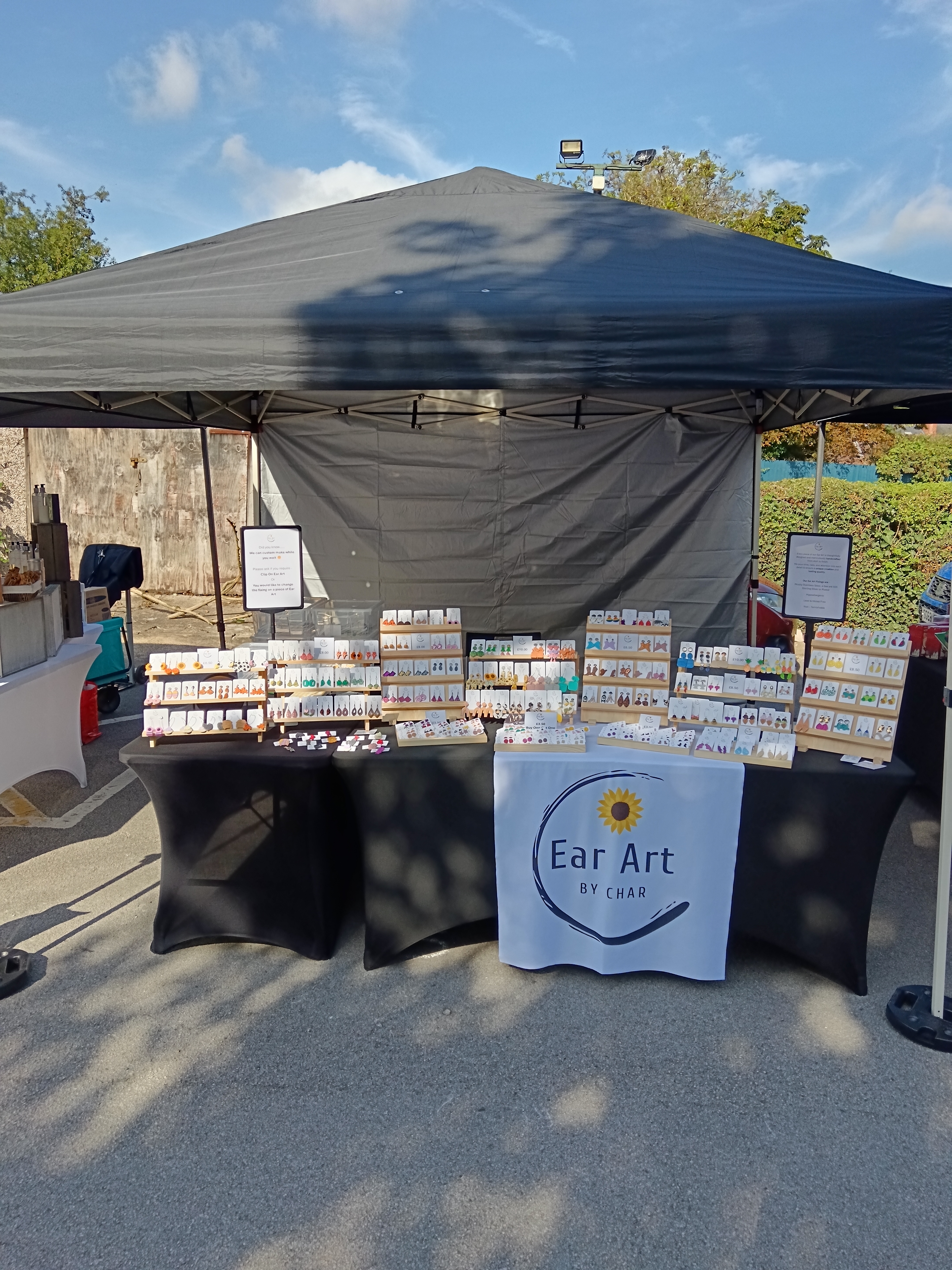 Customized Table Runners for Trade Shows ??" BannerBuzz