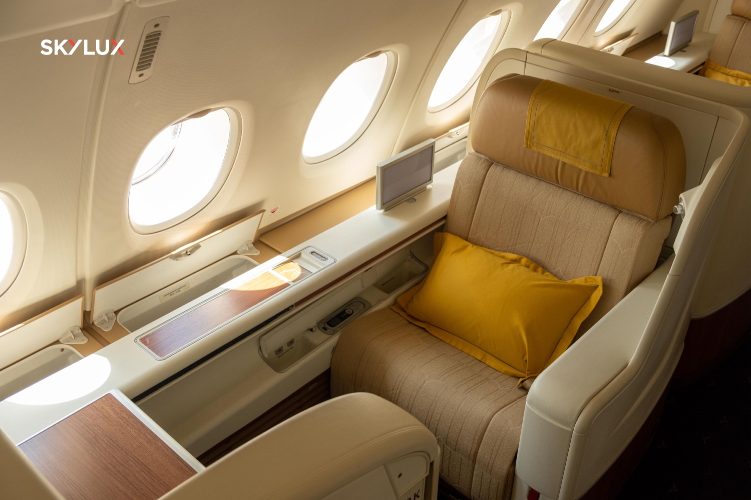 SKYLUX Travel Reviews - 2,384 Reviews of Skyluxtravel.com | Sitejabber